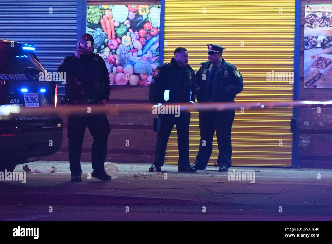 Newark, New Jersey, USA. 4th Jan, 2024. (NEW) Shooting investigation in ...