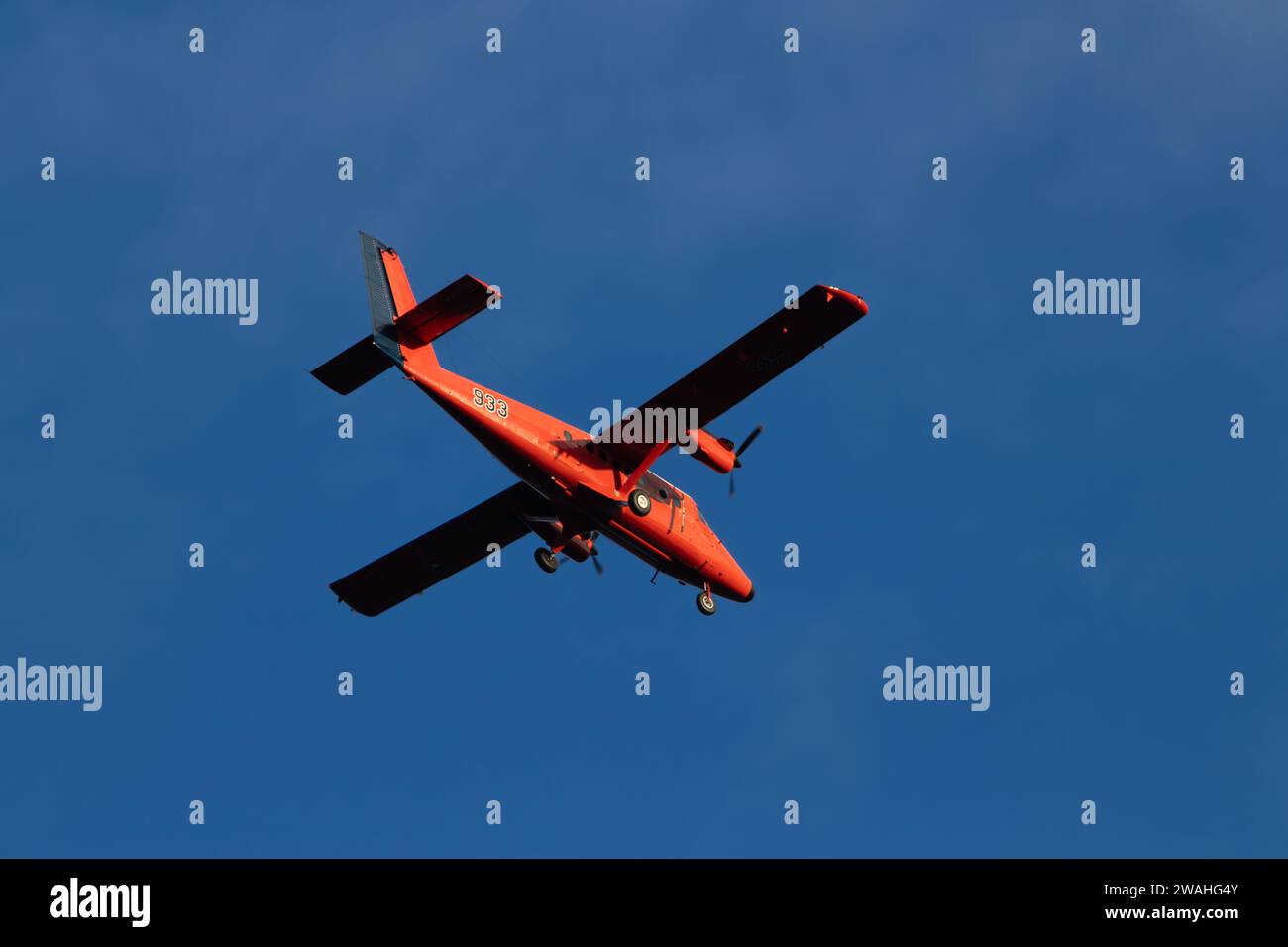Vintage airplane seen from hi-res stock photography and images - Alamy