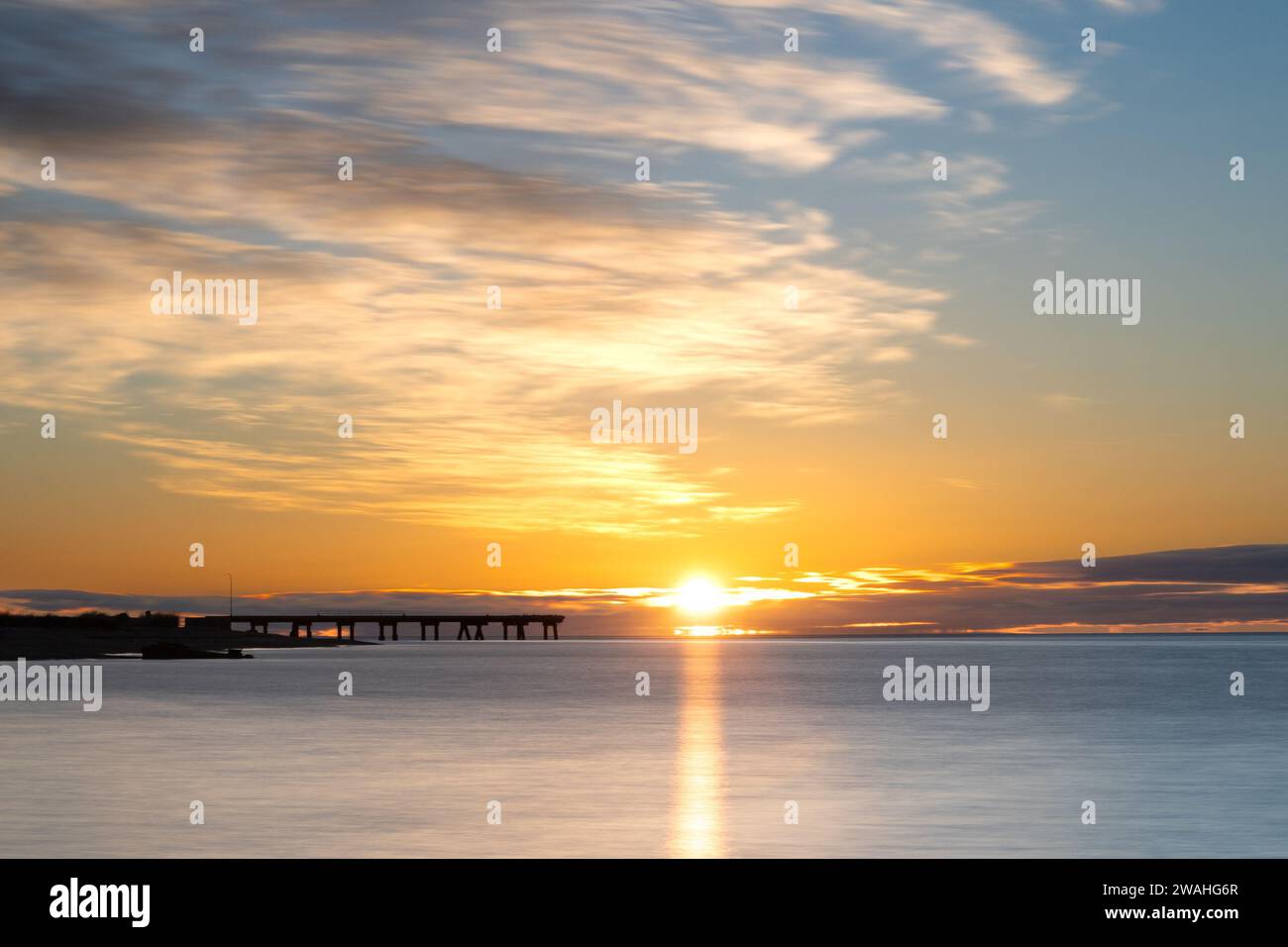 Rising from the ocean hi-res stock photography and images - Alamy