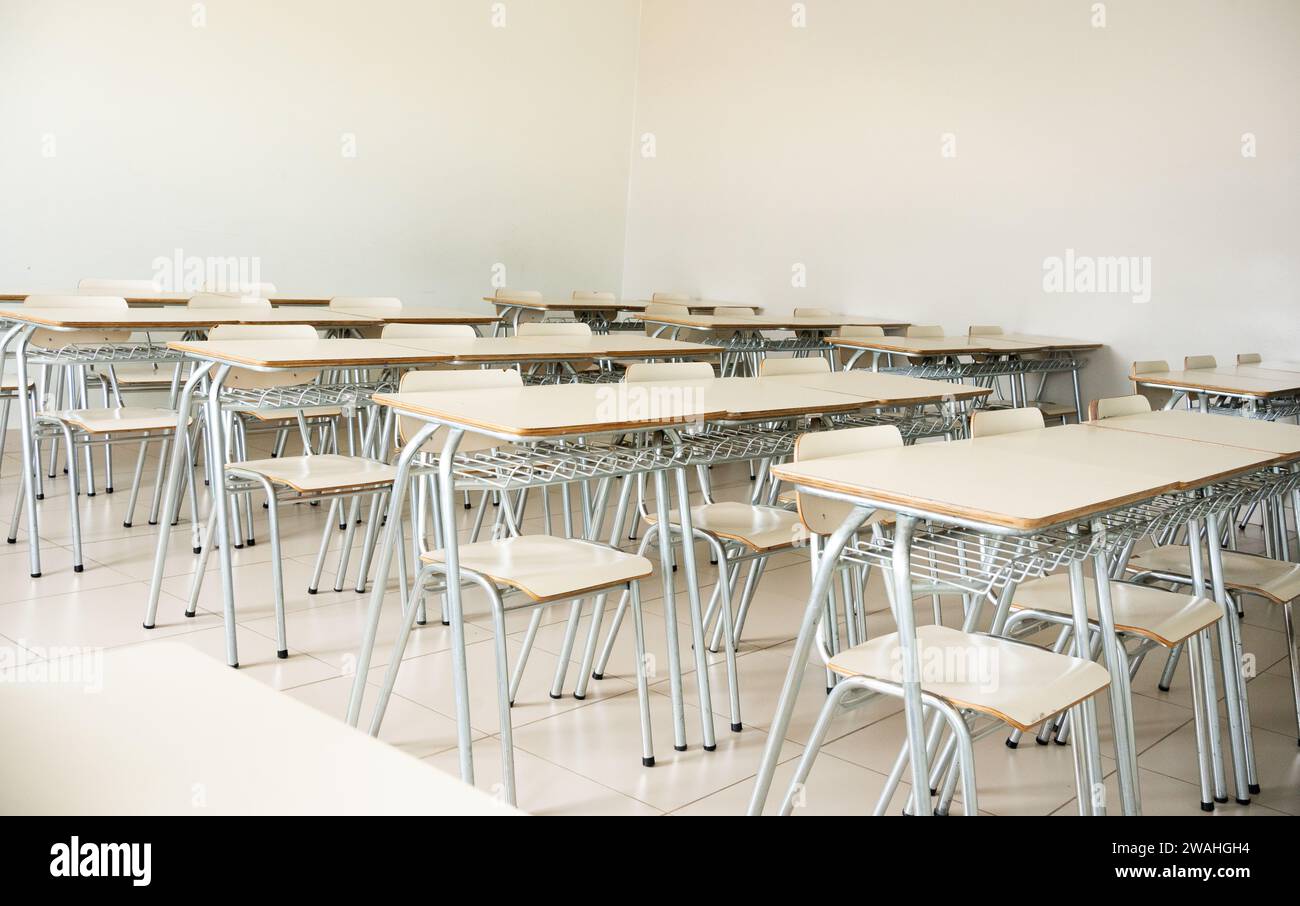 Lecture room blackboard hi-res stock photography and images - Alamy