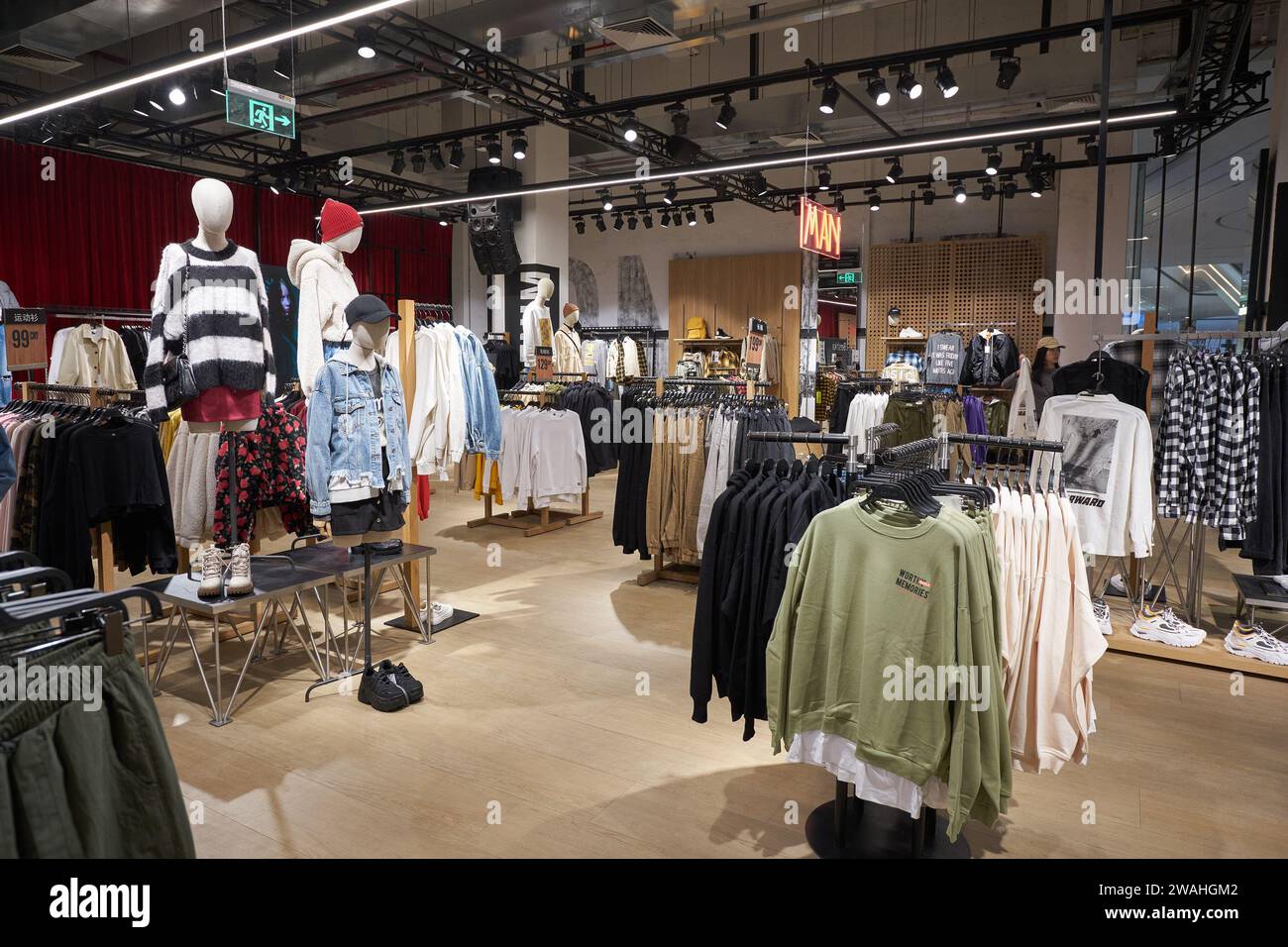 SHENZHEN, CHINA - NOVEMBER 22, 2019: interior shot of Bershka store ...