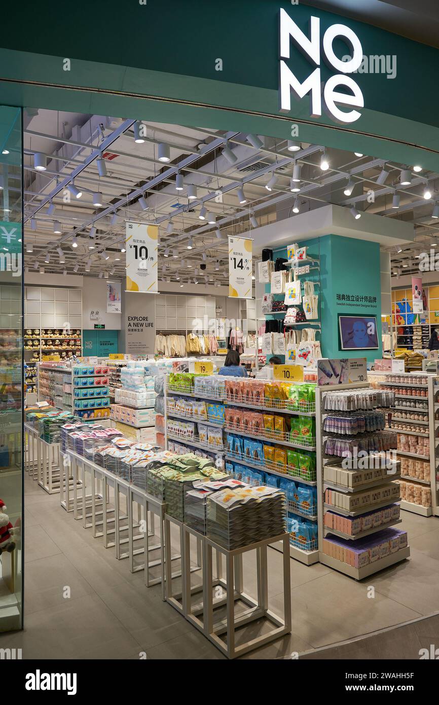 Upper hills shopping mall hi-res stock photography and images - Alamy