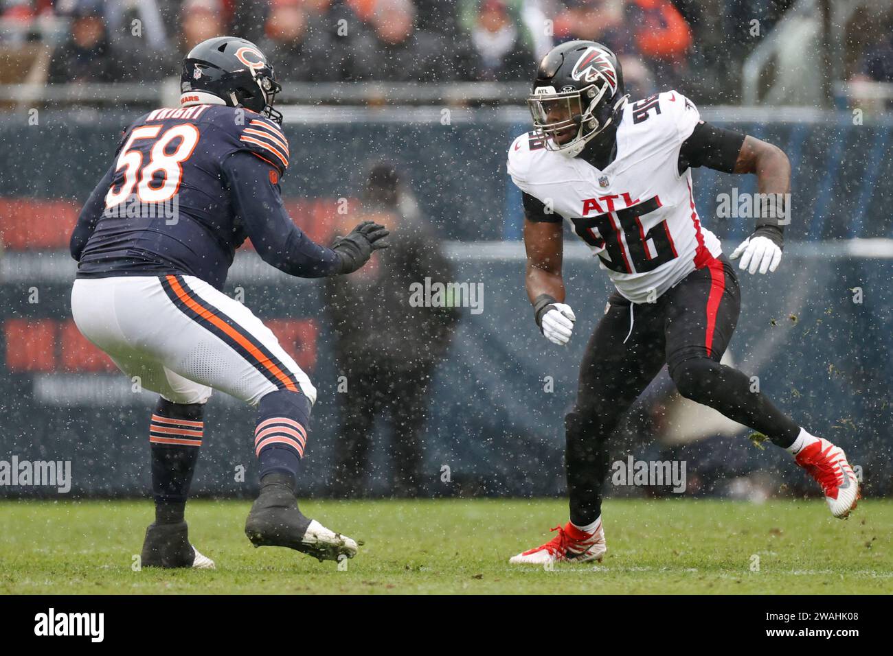 Chicago Bears offensive tackle Darnell Wright (58) blocks against ...
