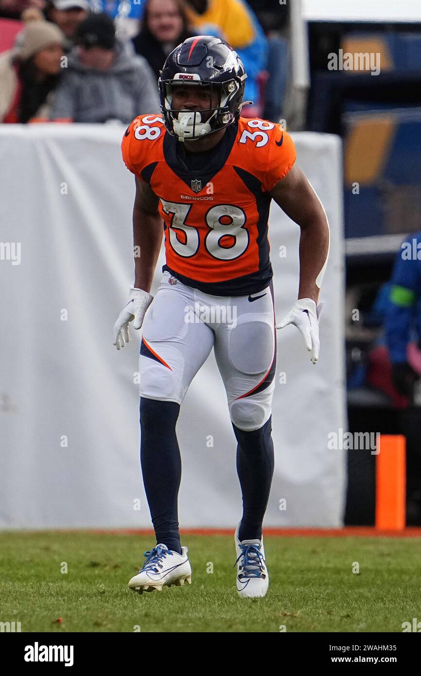 Denver Broncos running back Jaleel McLaughlin (38) runs against the Los ...