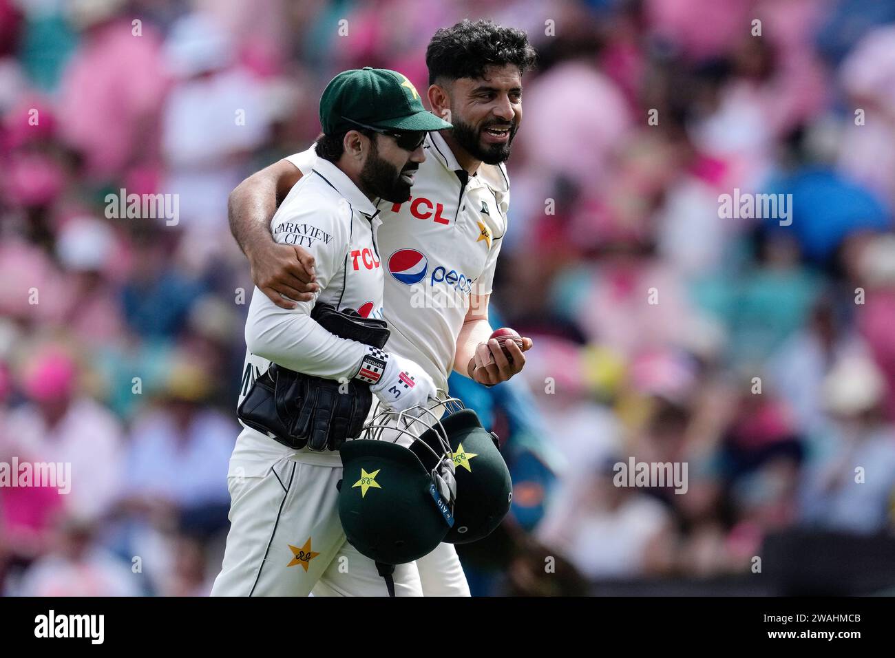 Pakistan's Aamer Jamal, right, celebrates with teammate Mohammad Rizwan ...