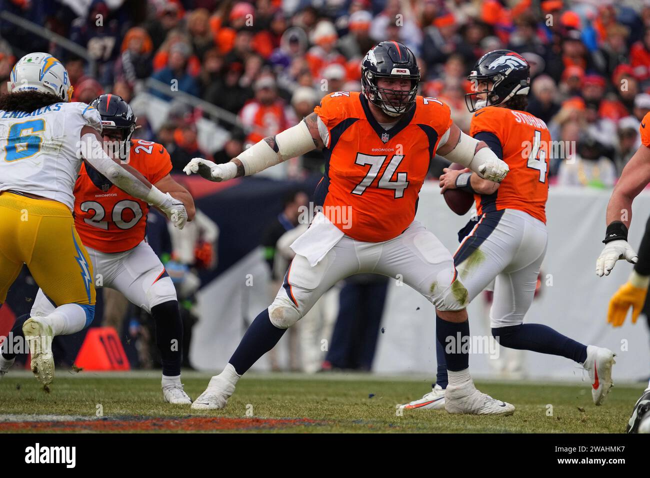 Denver Broncos guard Ben Powers (74) against the Los Angeles Chargers of an NFL football game ...