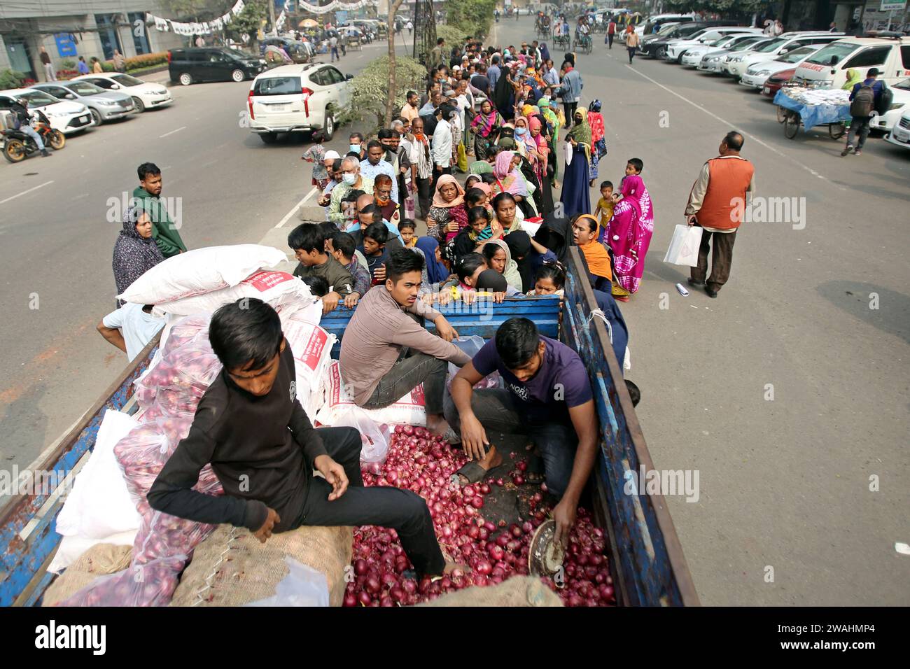 Trading corporation of bangladesh hi-res stock photography and images ...