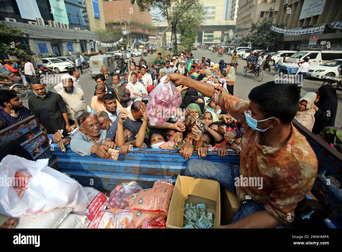 Trading corporation of bangladesh hi-res stock photography and images ...