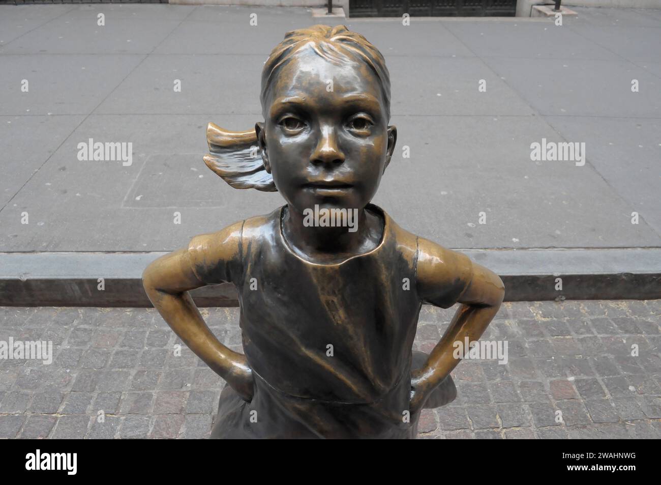 Fearless girl statue hi-res stock photography and images - Alamy