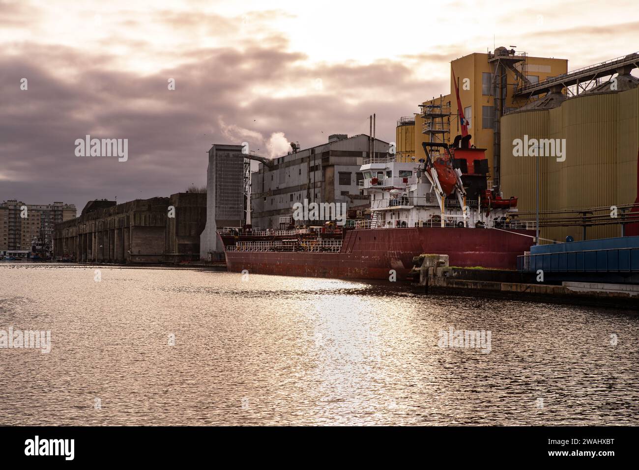 Warehouses in france hi-res stock photography and images - Alamy