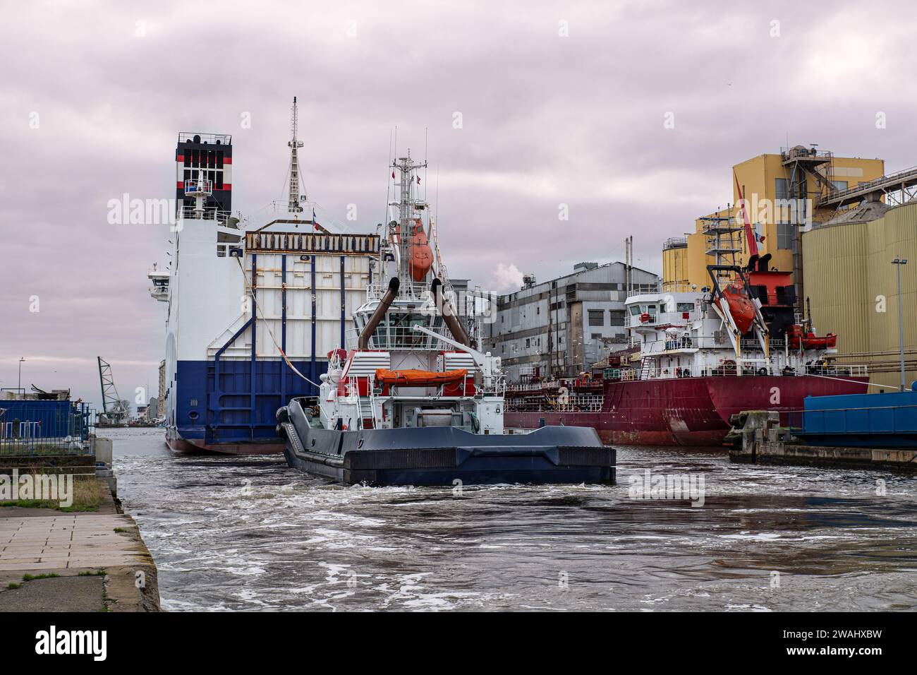 Large Ro-Ro (roll on-roll off) cargo ship in the port of Saint-Nazaire ...