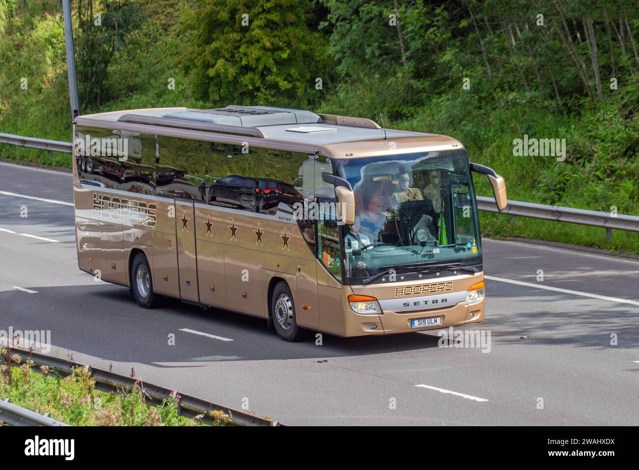 Howard Hooper Coaches 2012 Setra 421 Auto Euro 5 Gold PSV Single Deck ...