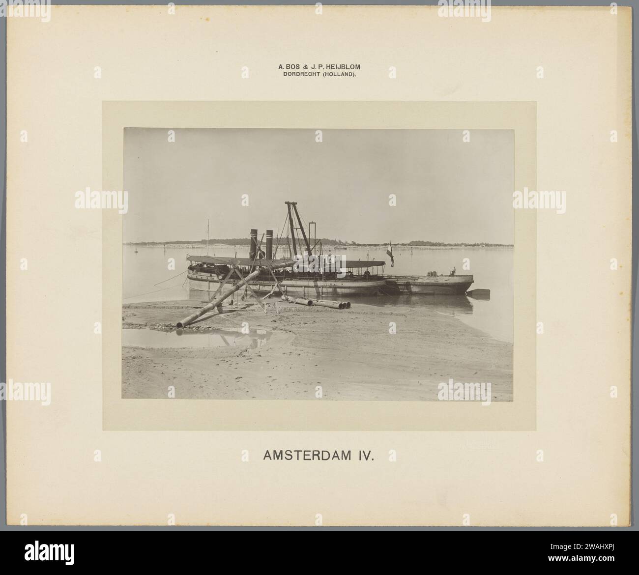 Hopper dredgers hi-res stock photography and images - Alamy