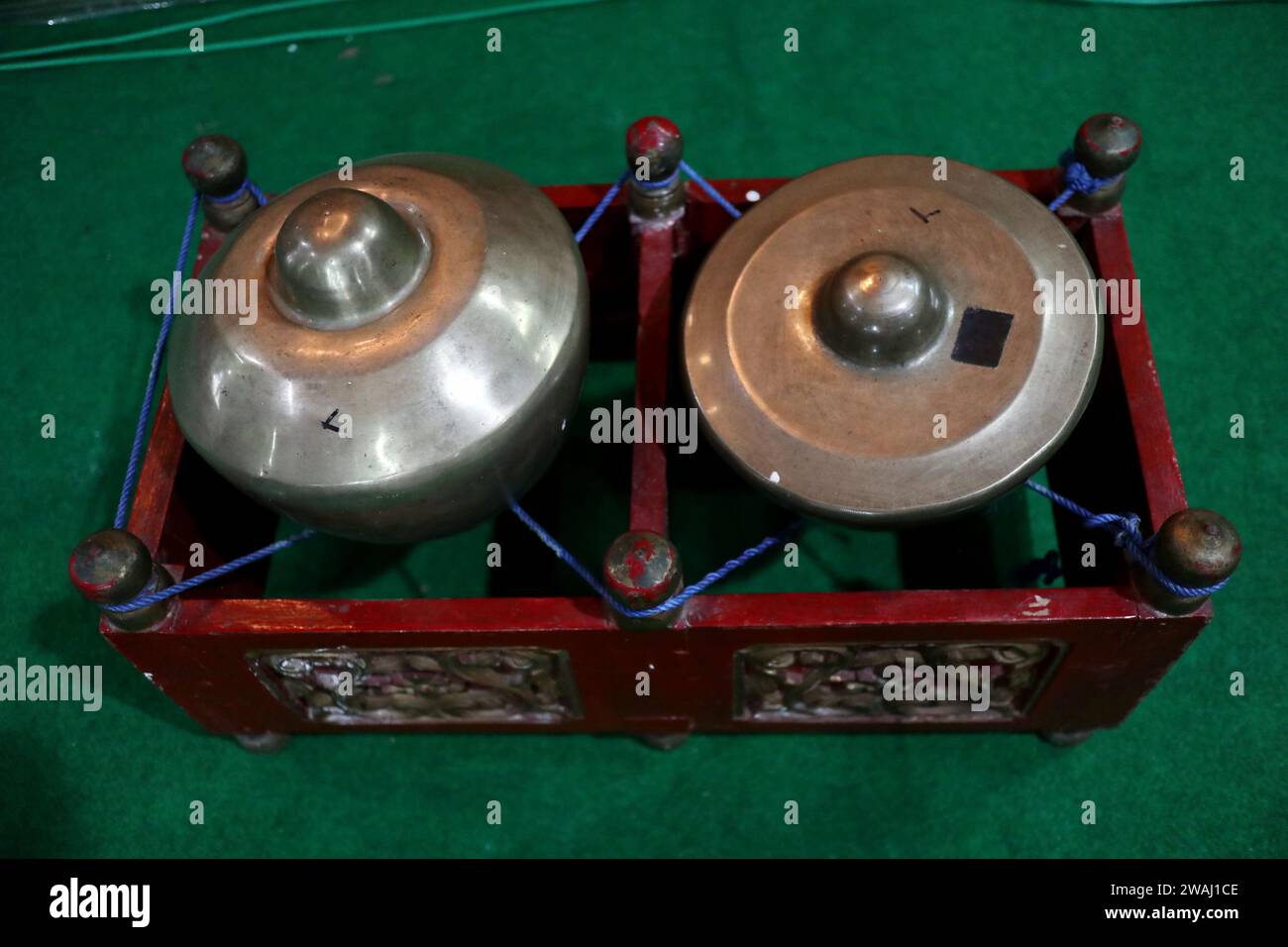 Kenong is also one of the traditional musical instruments in Central ...