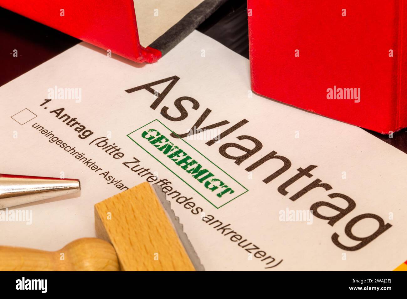 Symbol image: Application form for asylum in Germany Stock Photo - Alamy
