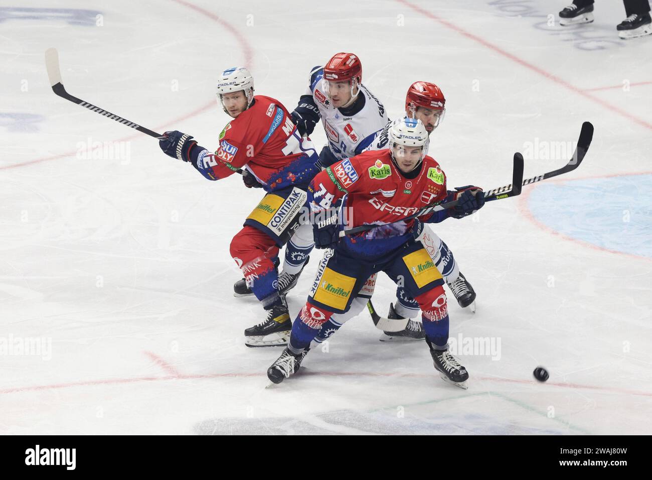 Berlin, Deutschland. 04th Jan, 2024. 04.01.2024, Mercedes-Benz-Arena ...