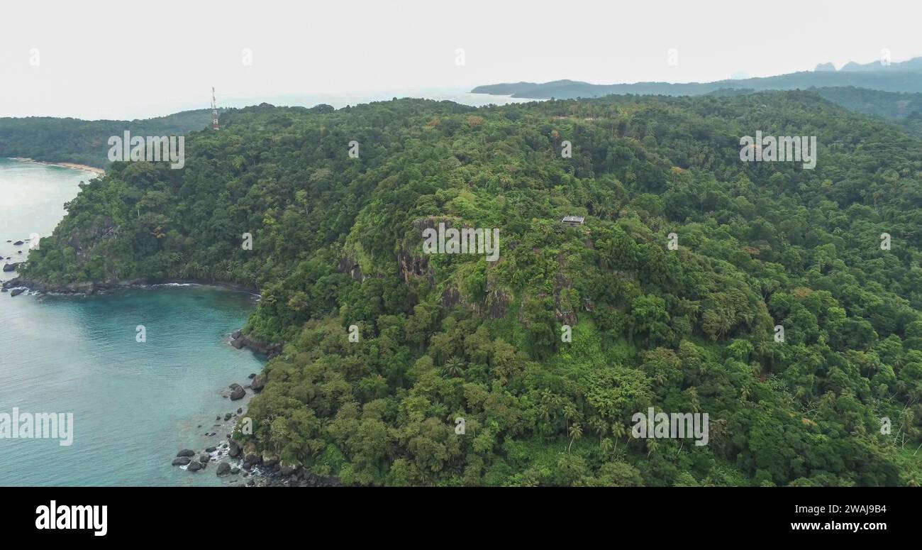 Aerial view boats in paradisiacal hi-res stock photography and images ...