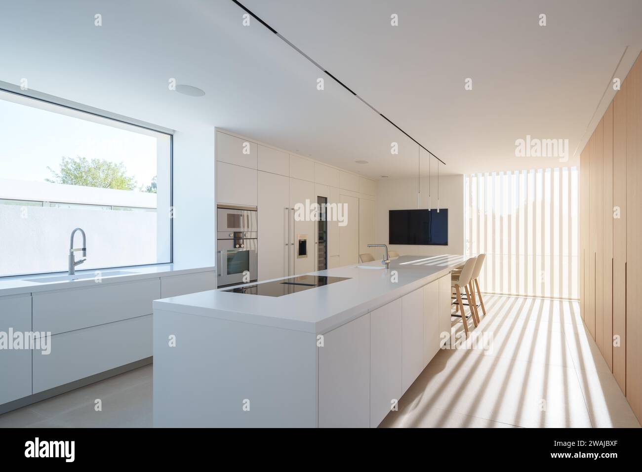 Sleek countertop hi-res stock photography and images - Alamy