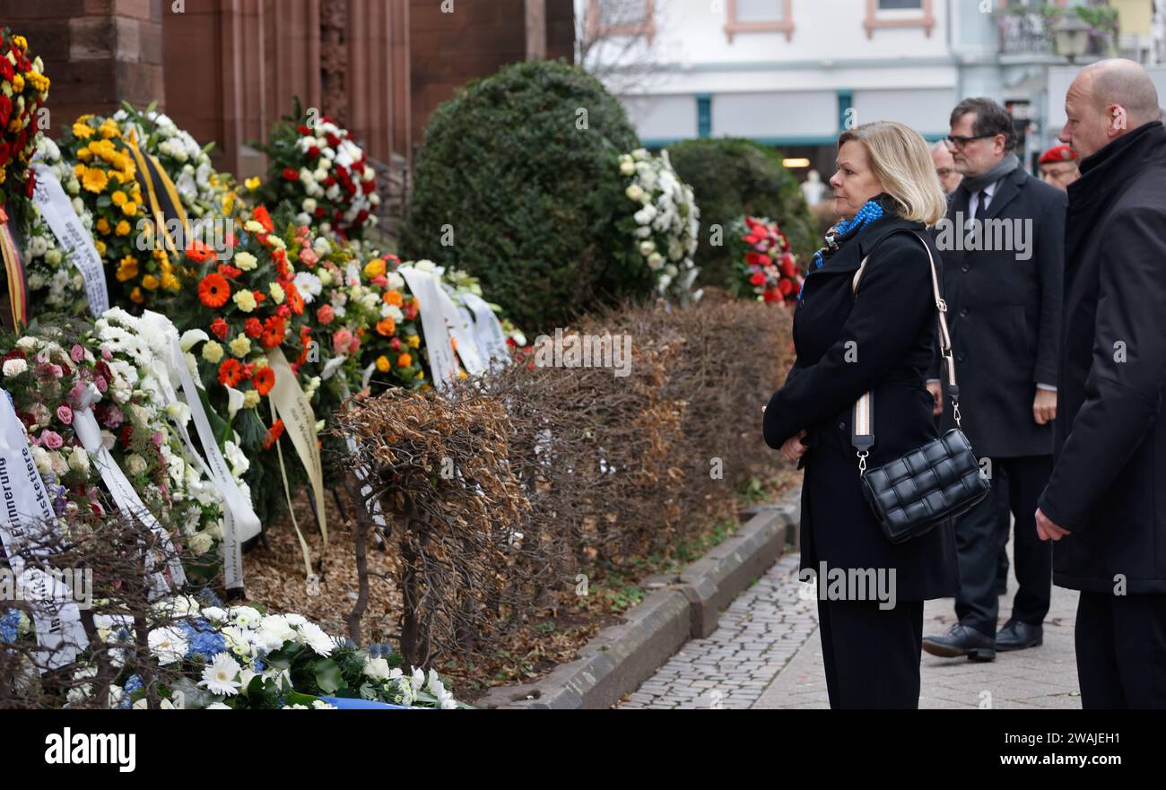 Offenburg, Germany. 05th Jan, 2024. Nancy Faeser (l, SPD), Federal ...