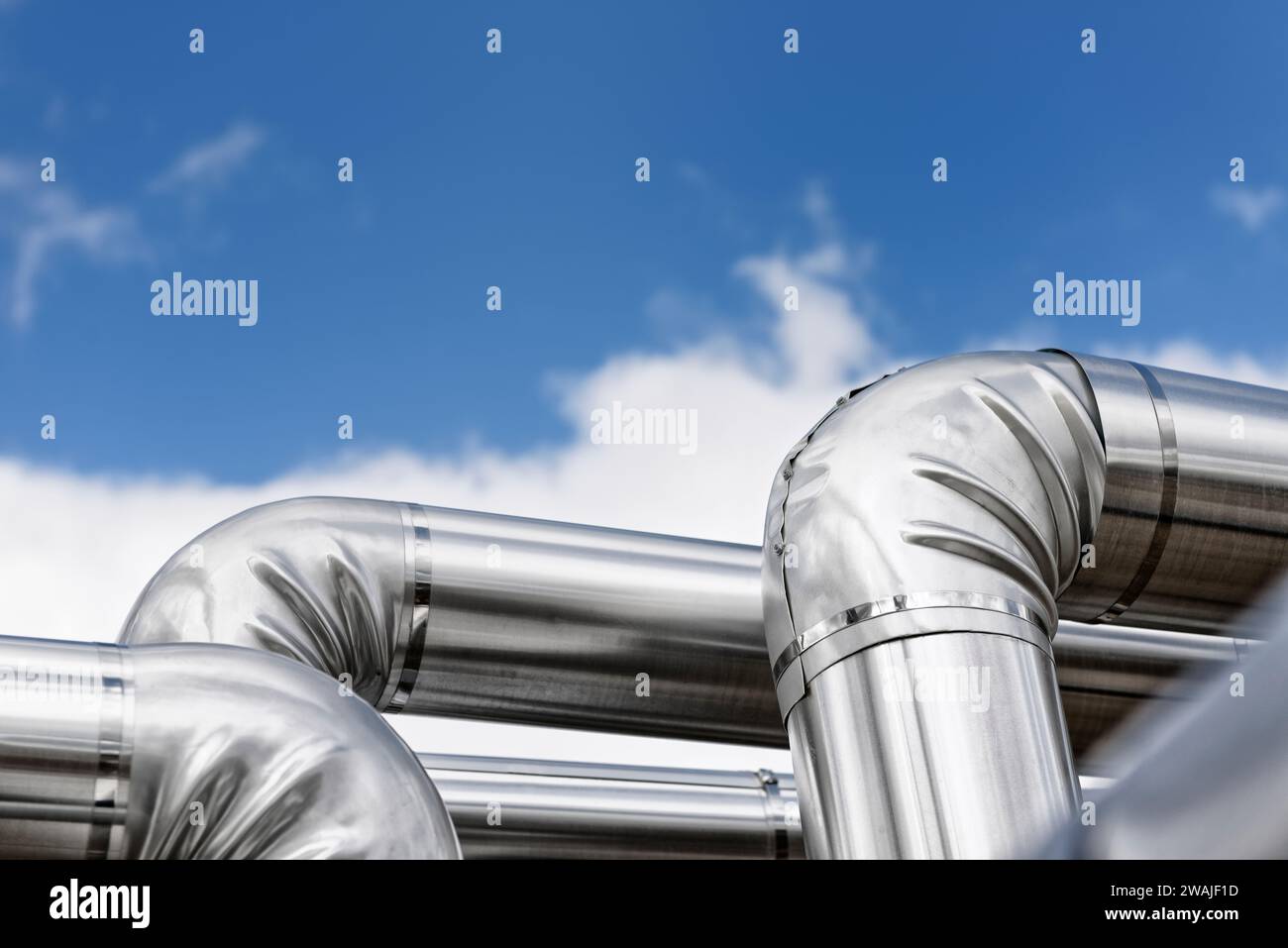 Silver pipes metal plumbing hi-res stock photography and images - Alamy