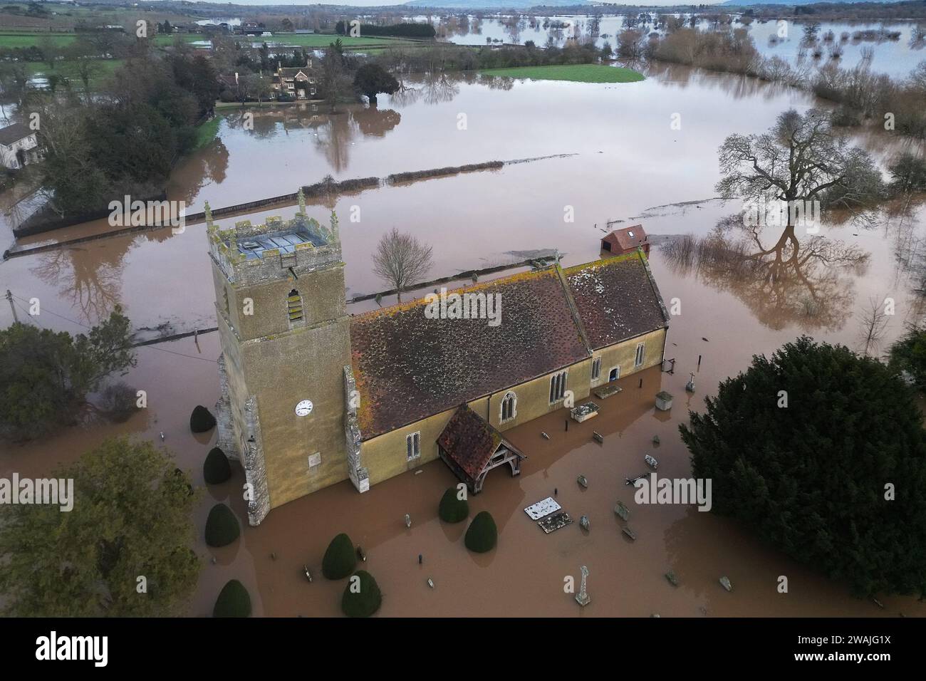 Tirley, Gloucester, UK. 5 January 2024. Flooding at St Michael & All ...
