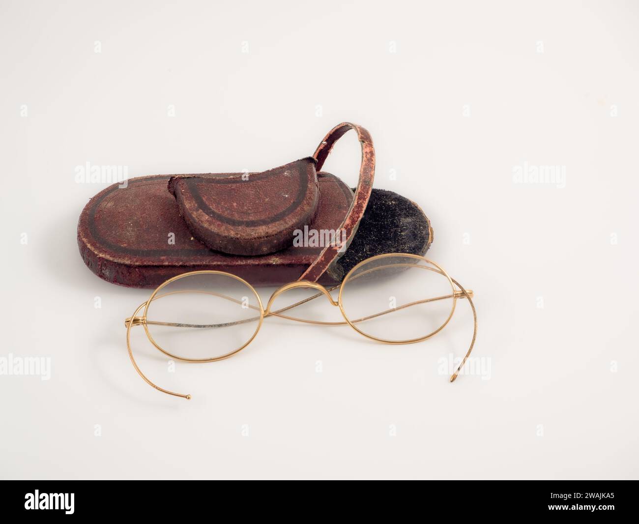 rare original antique brass wire spectacles glasses in felt lined red ...