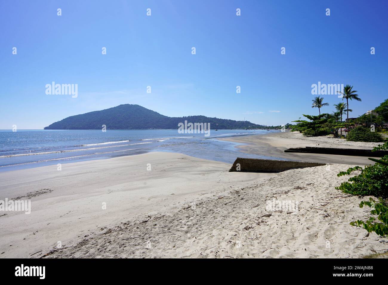 Cota verde hi-res stock photography and images - Alamy