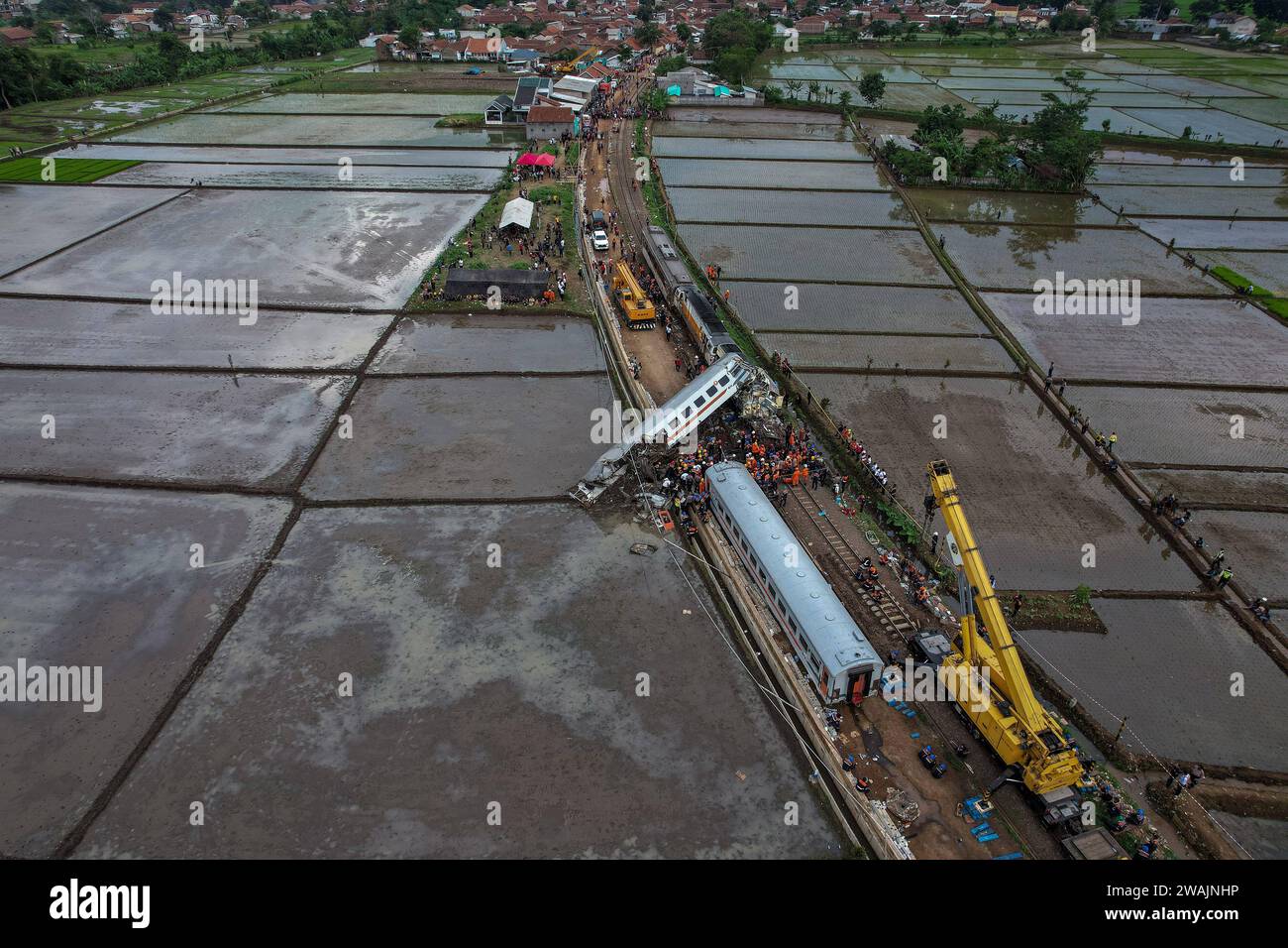 Evacuation trains hi-res stock photography and images - Alamy