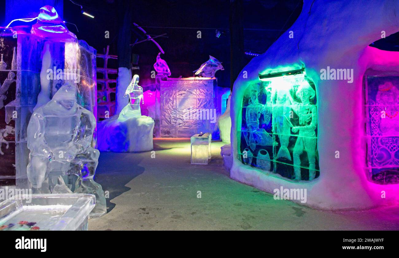 Magic ice lofoten hi-res stock photography and images - Alamy