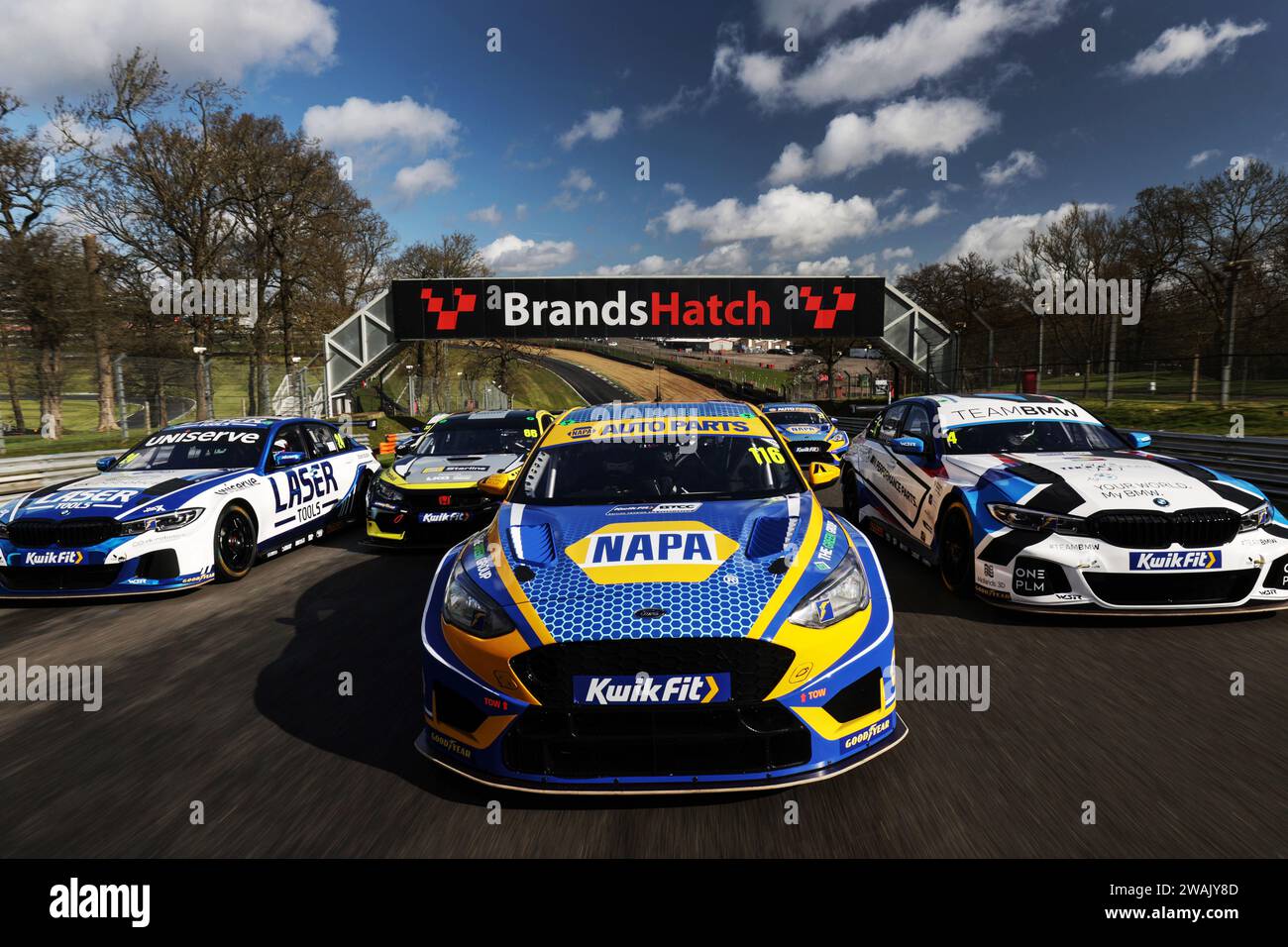 Car tracking hi-res stock photography and images - Alamy