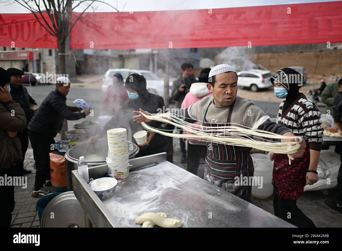 Earthquake in china's qinghai hi-res stock photography and images - Alamy