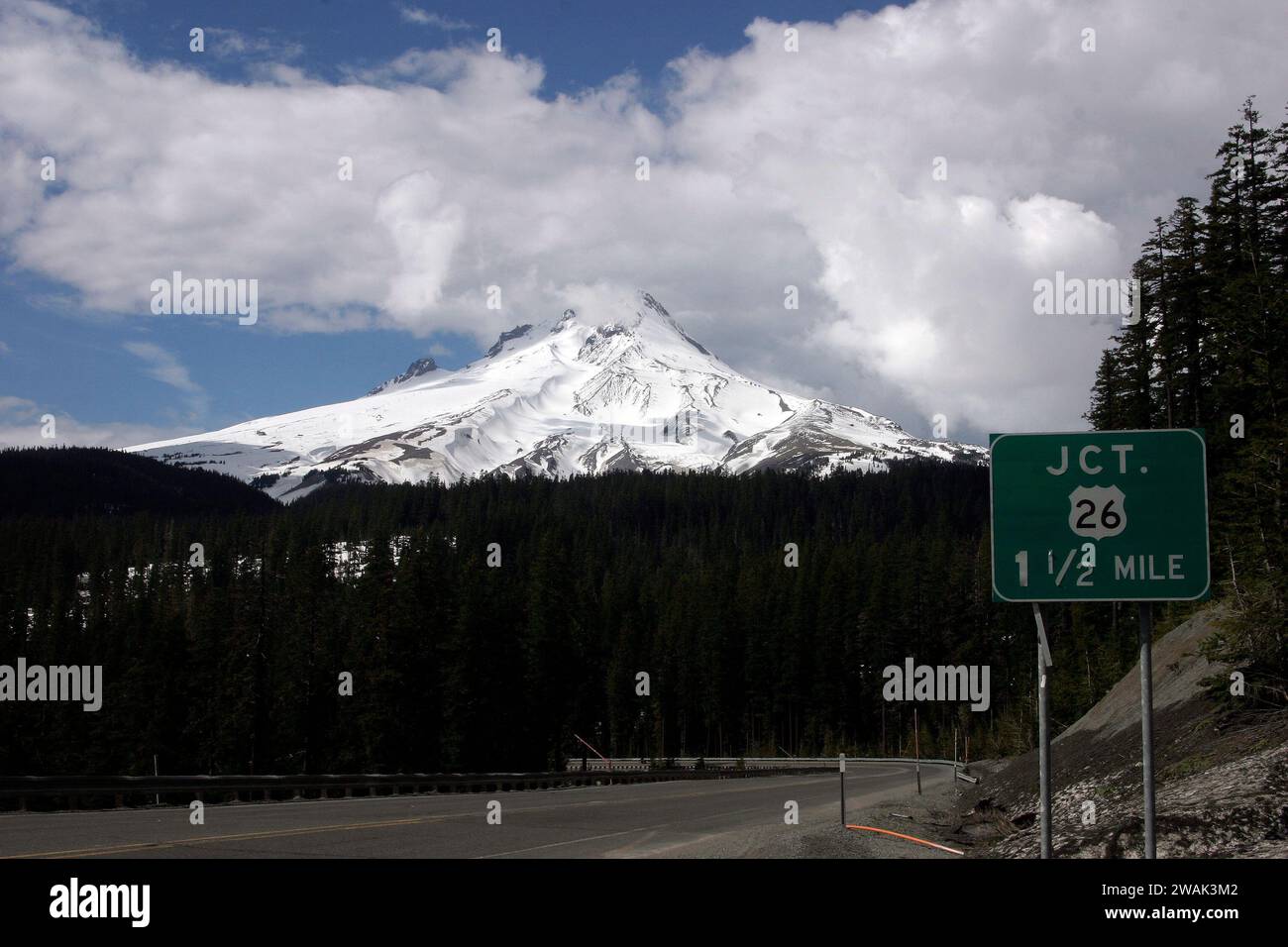Highway 26 mount hood hi-res stock photography and images - Alamy