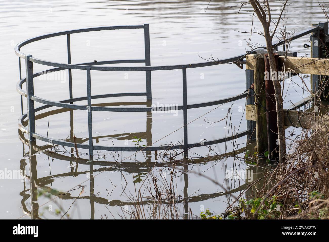 Lower shiplake hi-res stock photography and images - Alamy
