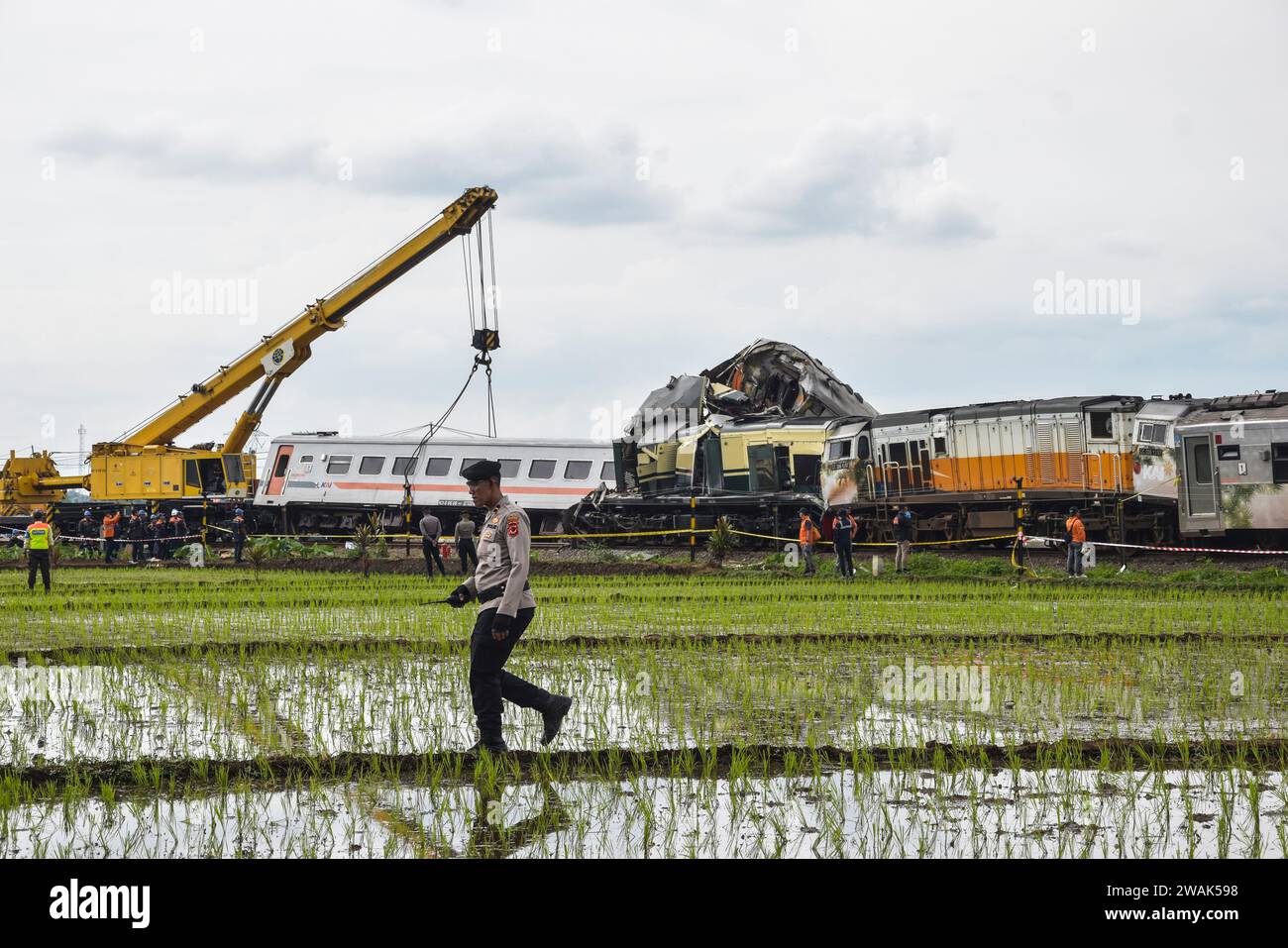 Bandung Regency, West Java, Indonesia. 5th Jan, 2024. Officers operate ...