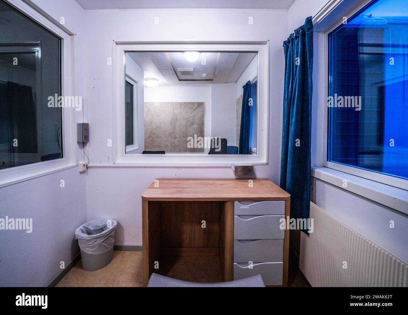 Prison visiting room hi-res stock photography and images - Alamy