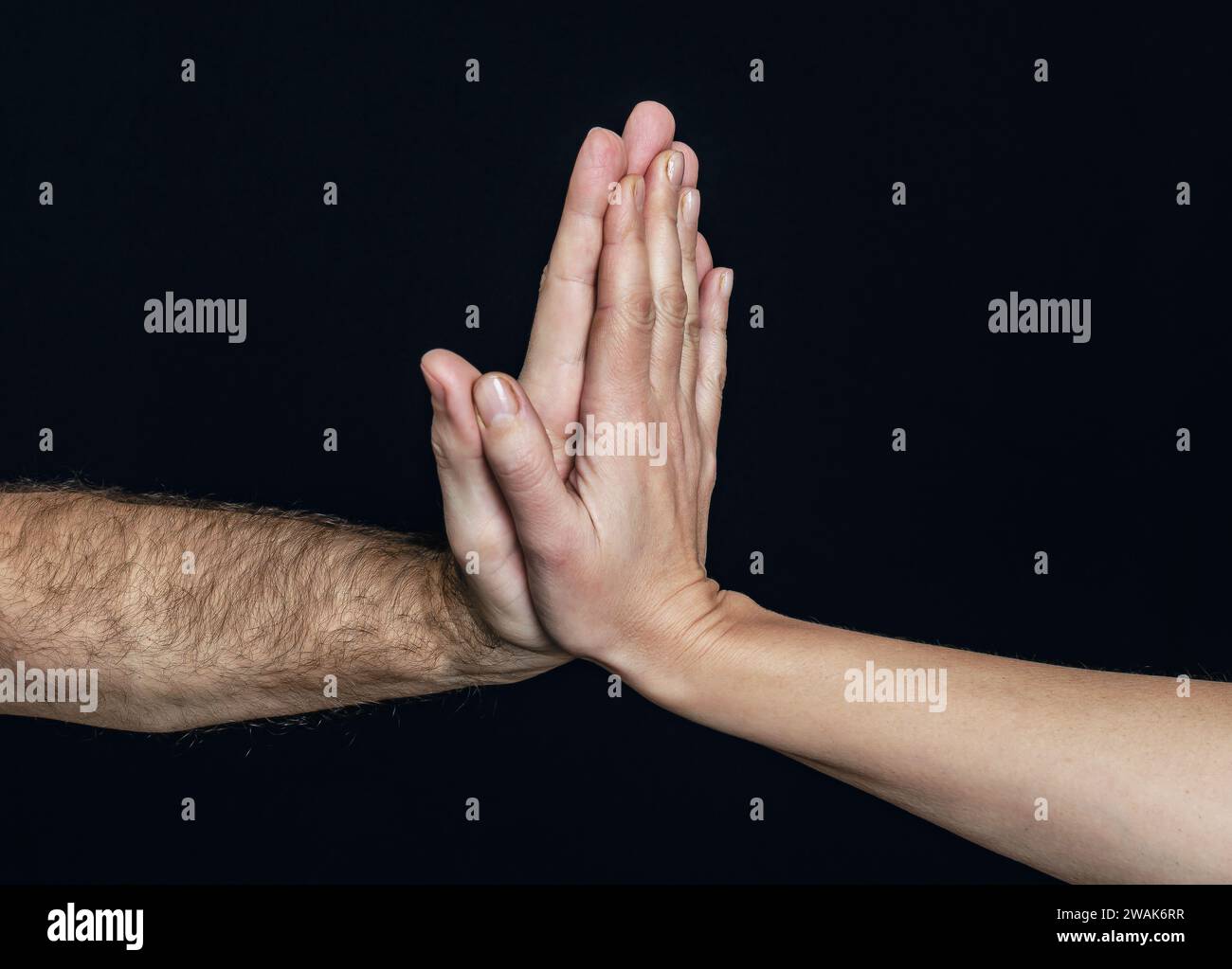 Black female clapping hands hi-res stock photography and images - Alamy