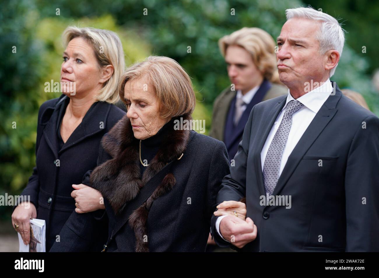 Offenburg, Germany. 05th Jan, 2024. The family with Christine Strobl (l ...