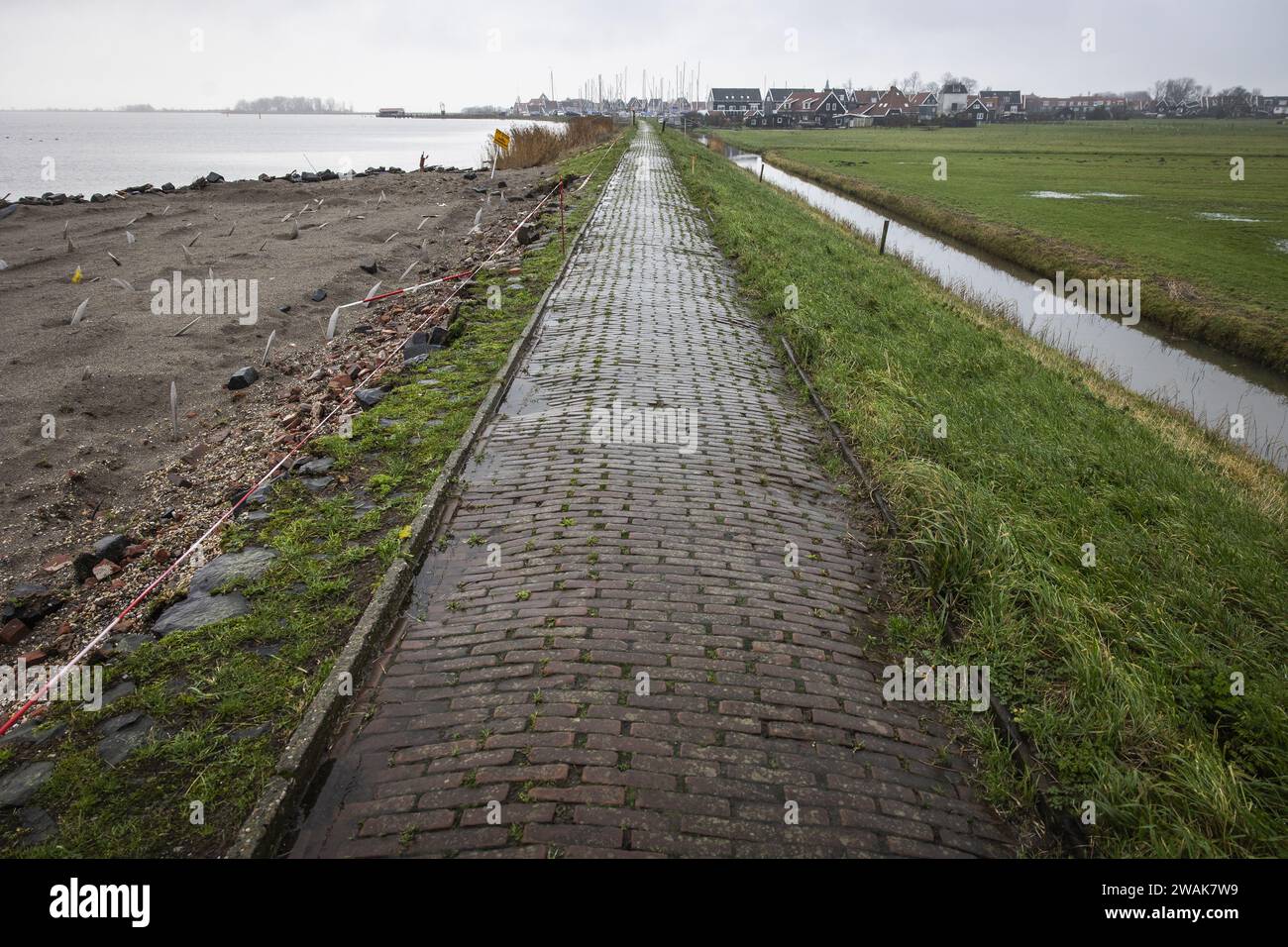 MARKEN - A high water level in the Markermeer. Because the lakes are ...