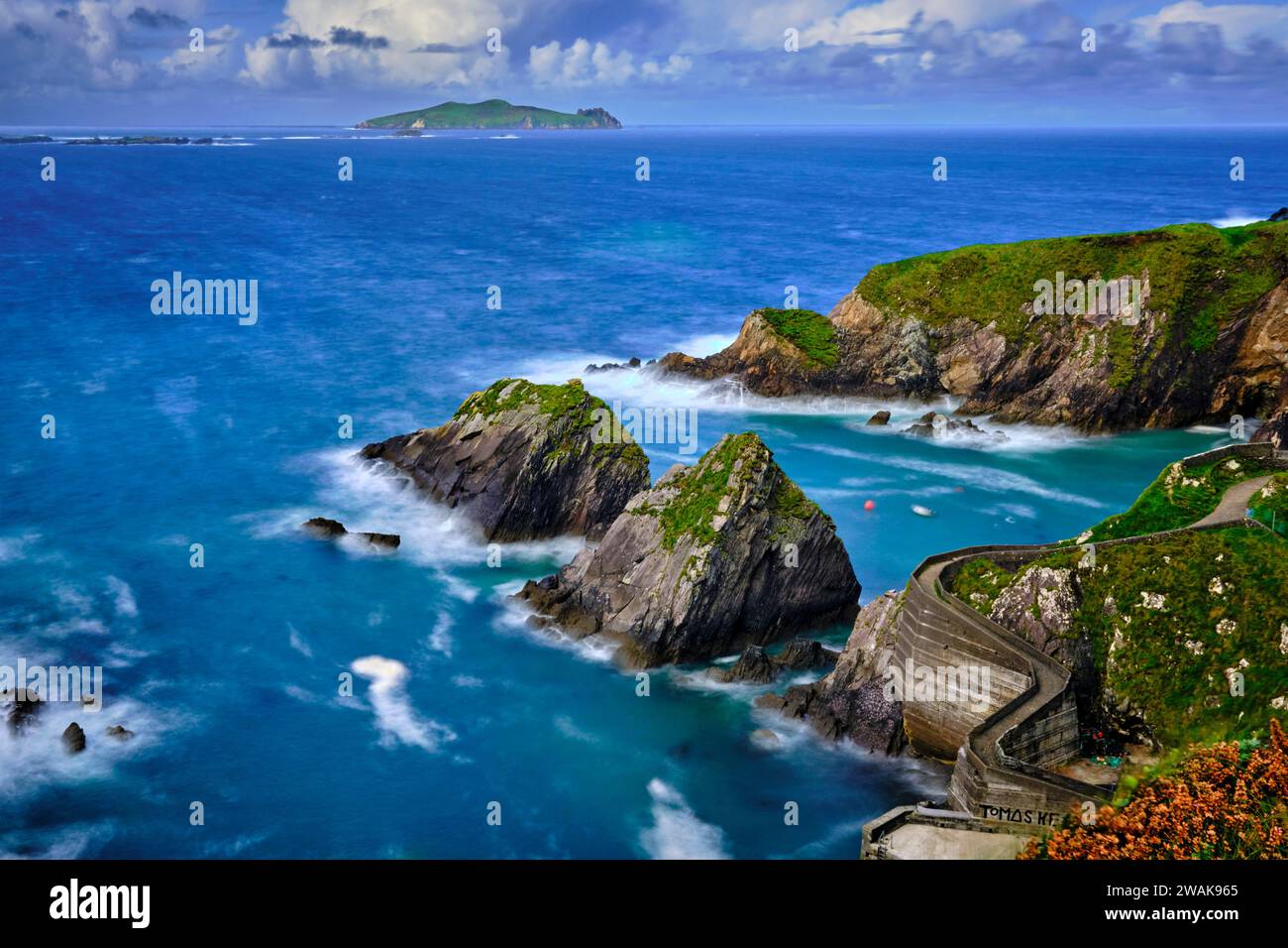 Republic of Ireland, County Kerry, Dingle Peninsula, Slea Head Drive ...