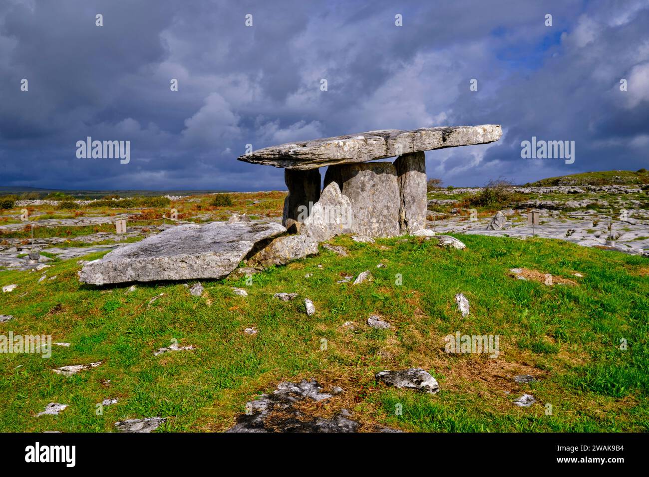 Republic of Ireland, County Clare, The Burren, Poulnabrone dolmen Stock ...