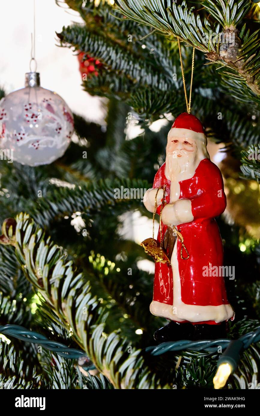 Vintage collectible bell hi-res stock photography and images - Alamy