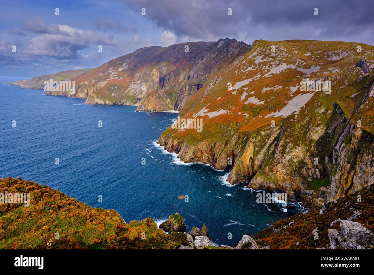 Ireland, County Donegal, Teelin, Slieve League, sea cliffs 600 meters ...