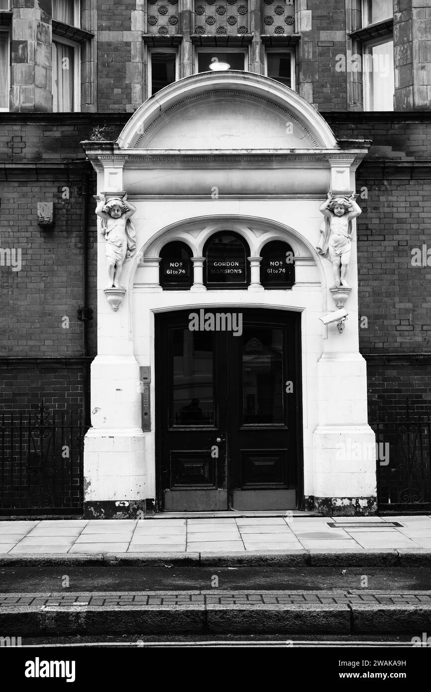 Late victorian mansion block hi-res stock photography and images - Alamy