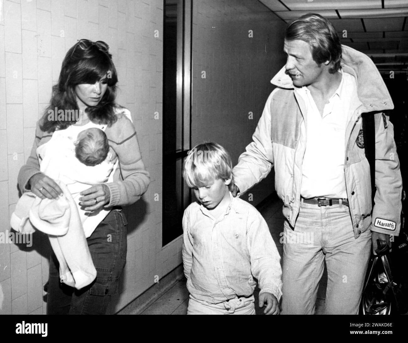 **FILE PHOTO** David Soul Has Passed Away. David Soul With Wife And Two ...