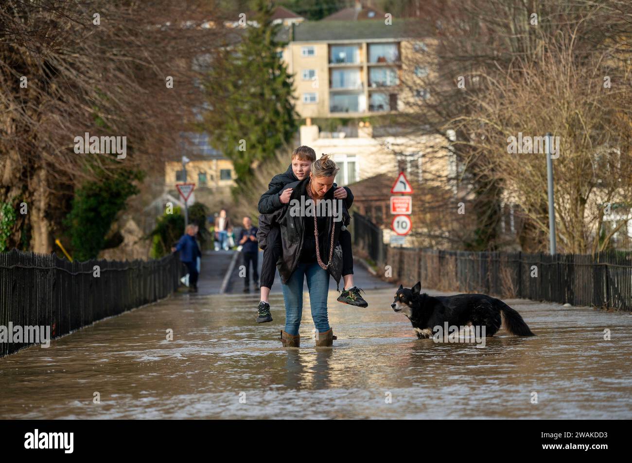 05.01.24. WEATHER SOMERSERT. Flooding at Bathampton near Bath in ...