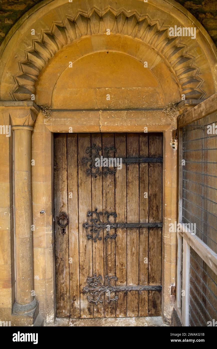 UK, England, Oxfordshire, Fringford, Main Street, St Michal and All ...