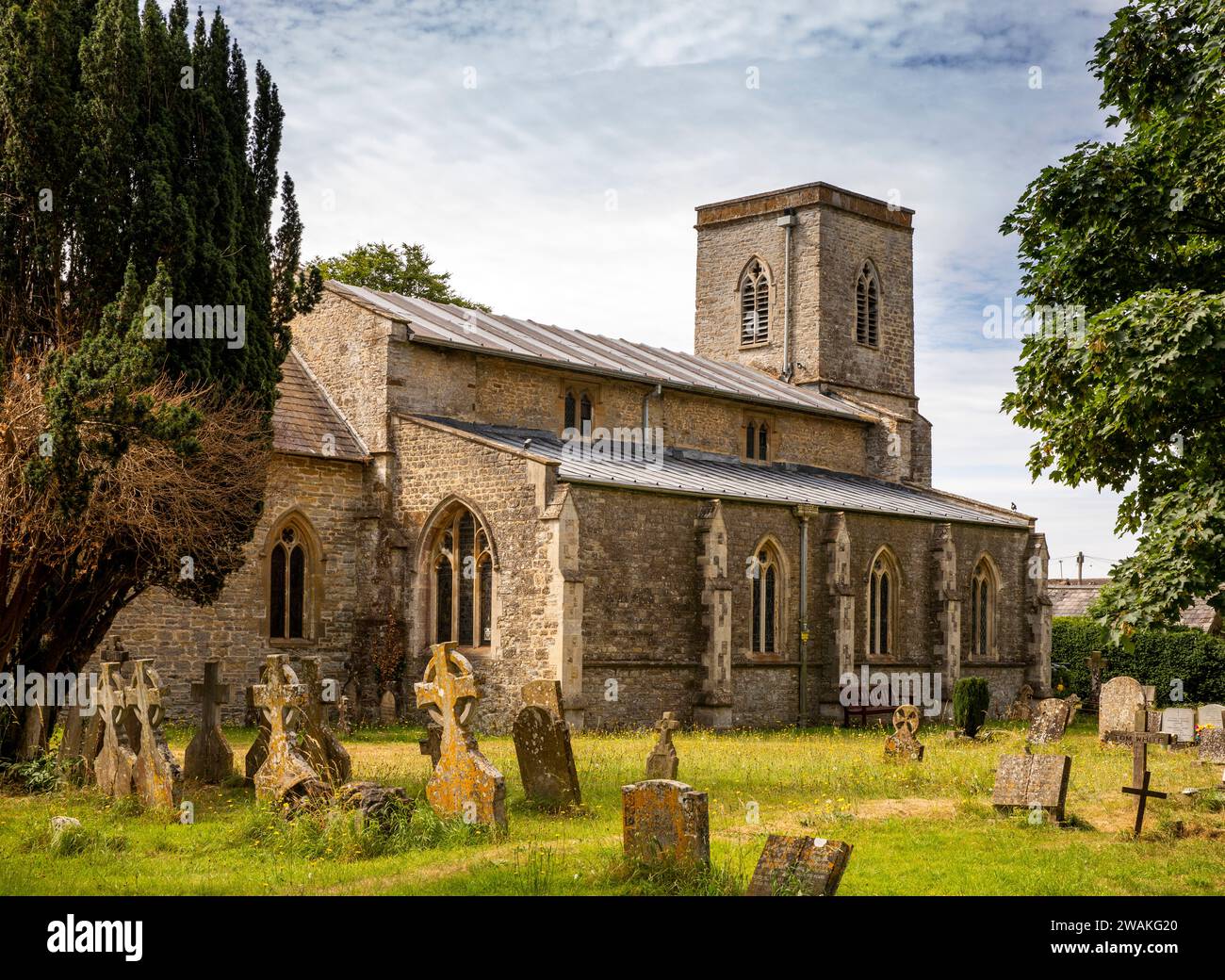 UK, England, Oxfordshire, Fringford, Main Street, St Michal and All ...