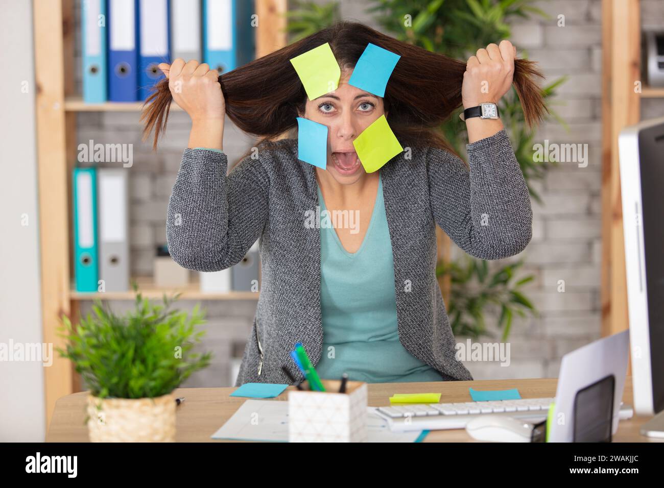 Pulling hair and computer hi-res stock photography and images - Alamy