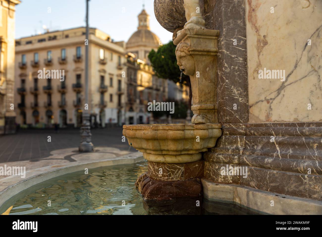 Typical Sicilian baroque fountain in ancient marble Stock Photo - Alamy