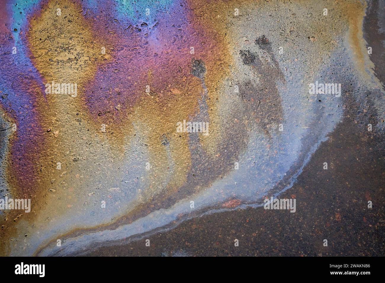 Leak spilling hi-res stock photography and images - Alamy